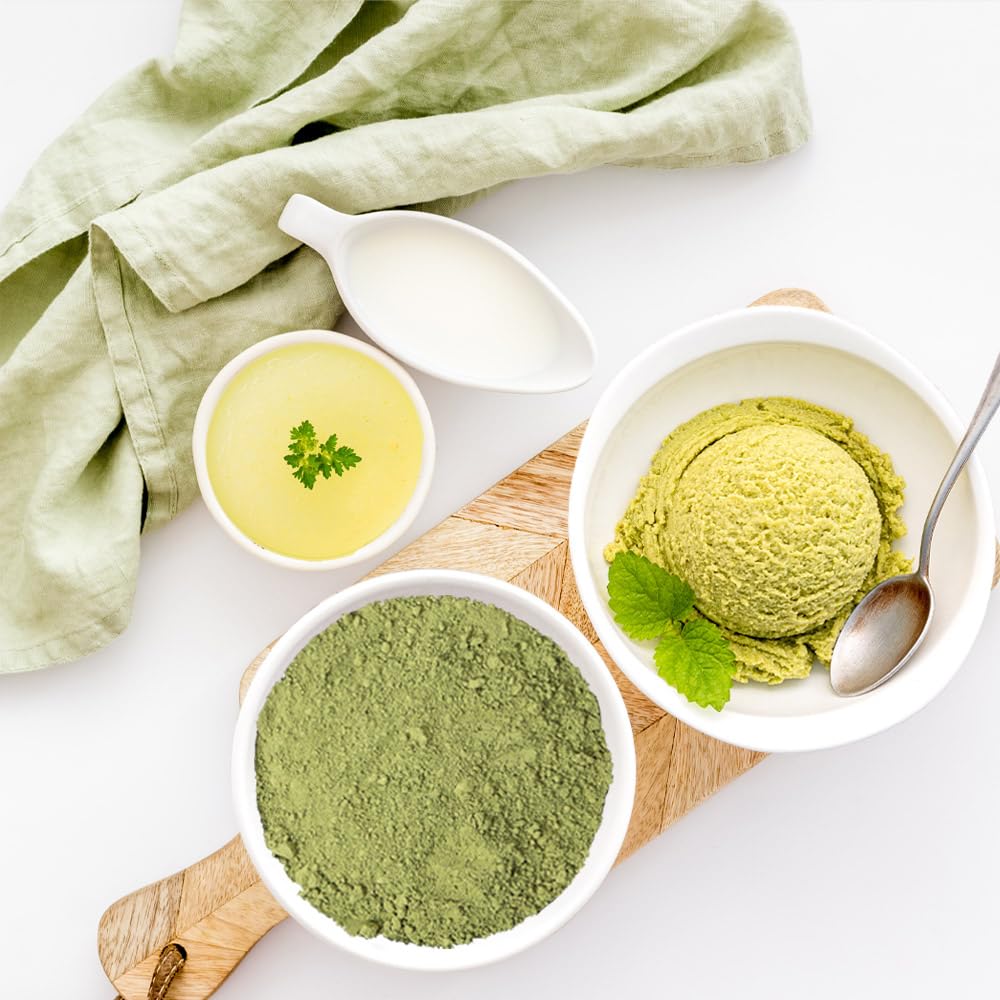 organic dried herbal supplement powder