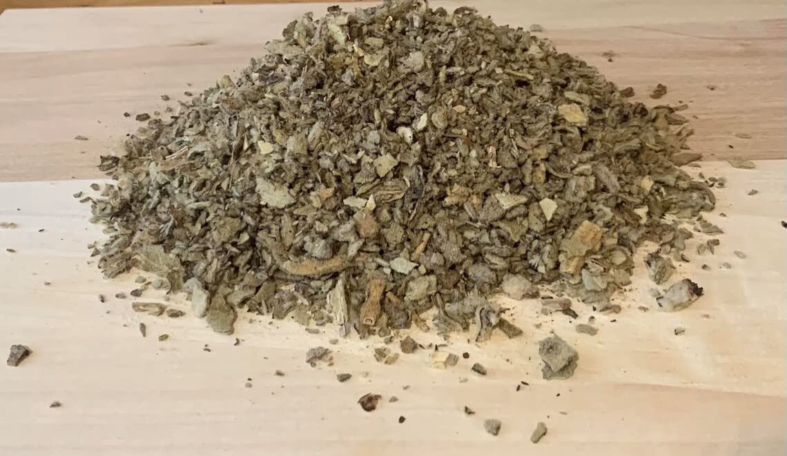 Organic dried leaves for brewing