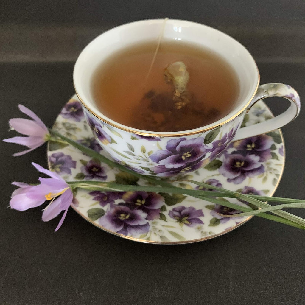Organic herbal detox tea with turmeric