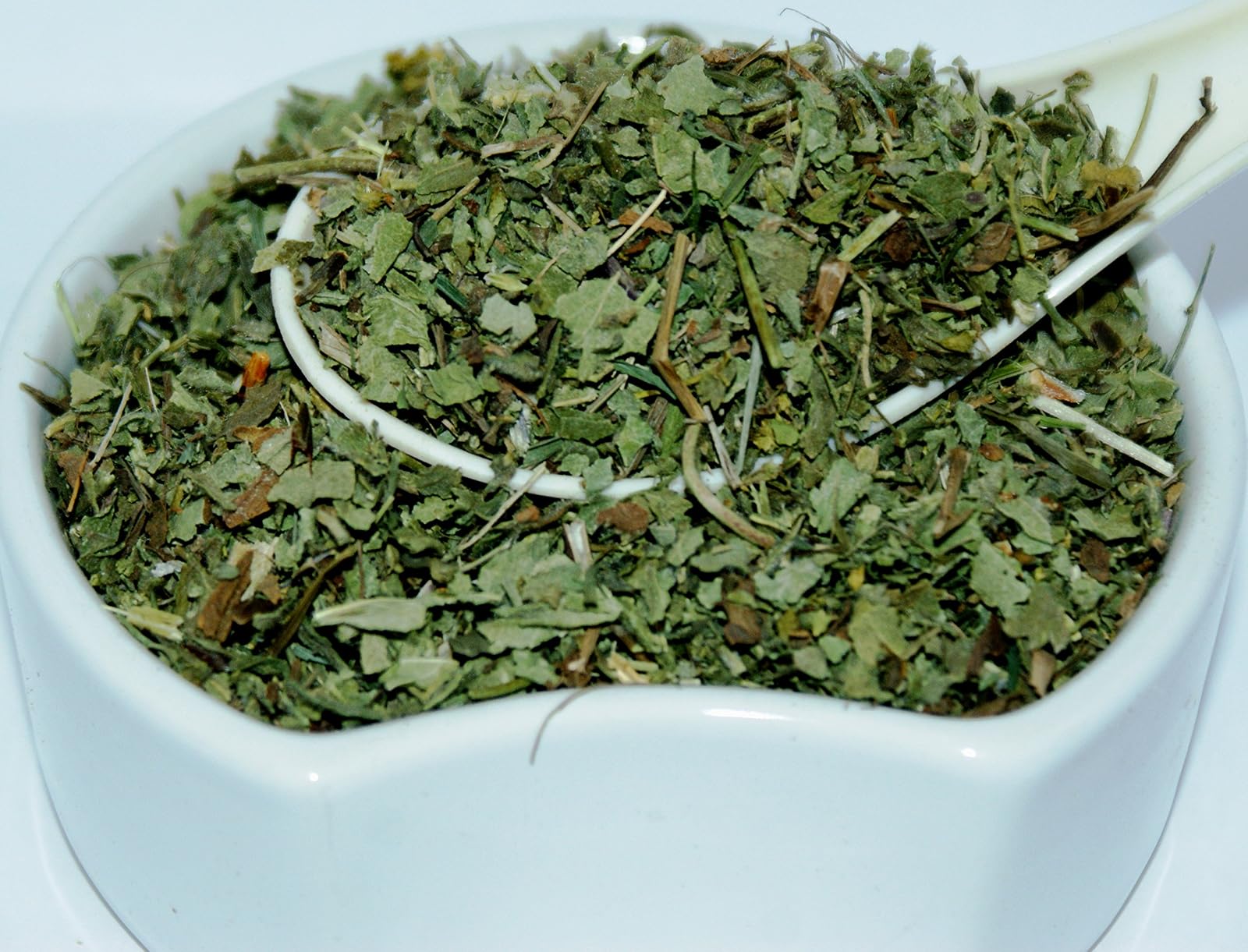 Organic herbal tea for women's health