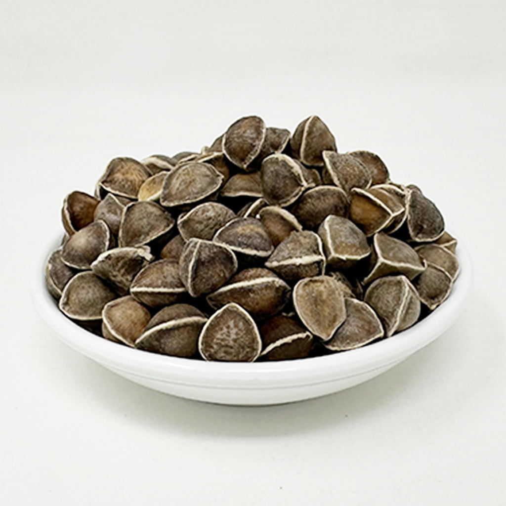 Organic Moringa seeds for wellness