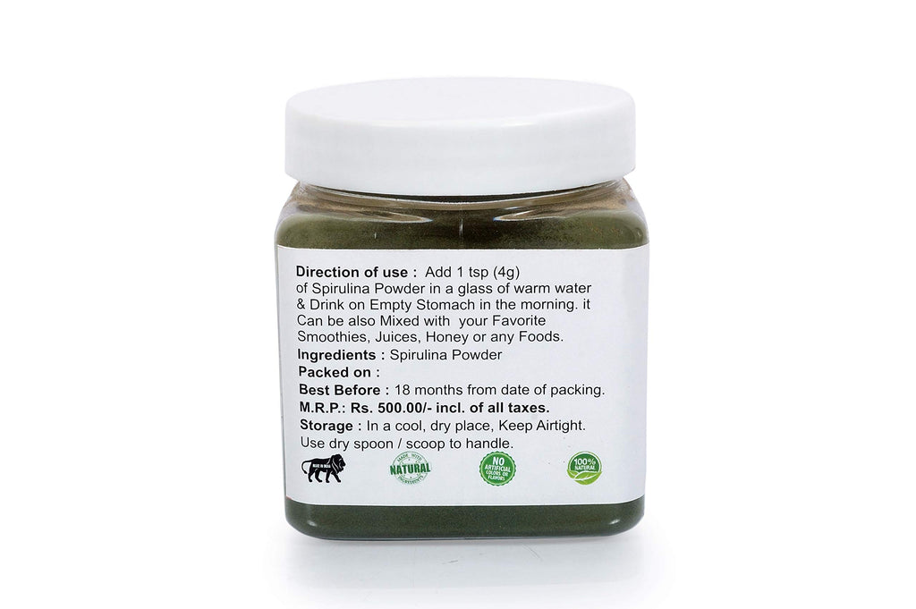 Organic spirulina powder for smoothies