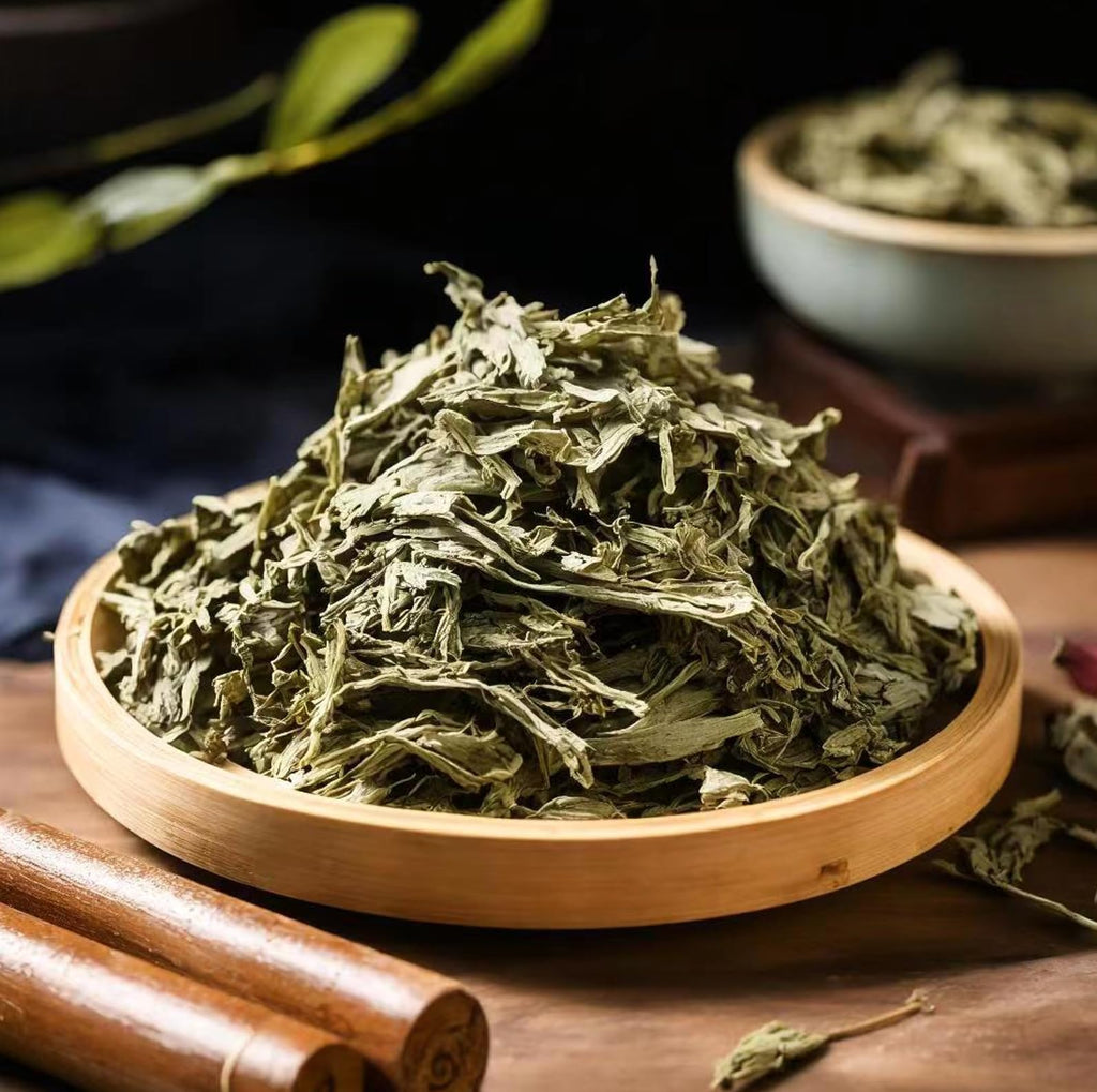 pure mugwort leaves for brewing
