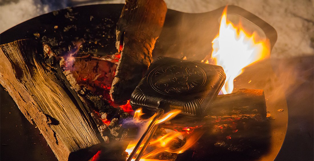 quick meals with PETROMAX cooking iron