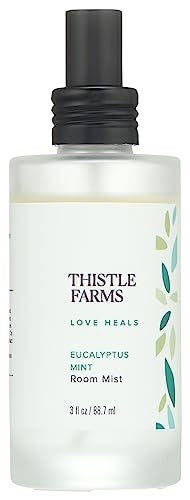 Refreshing aromatherapy room mist