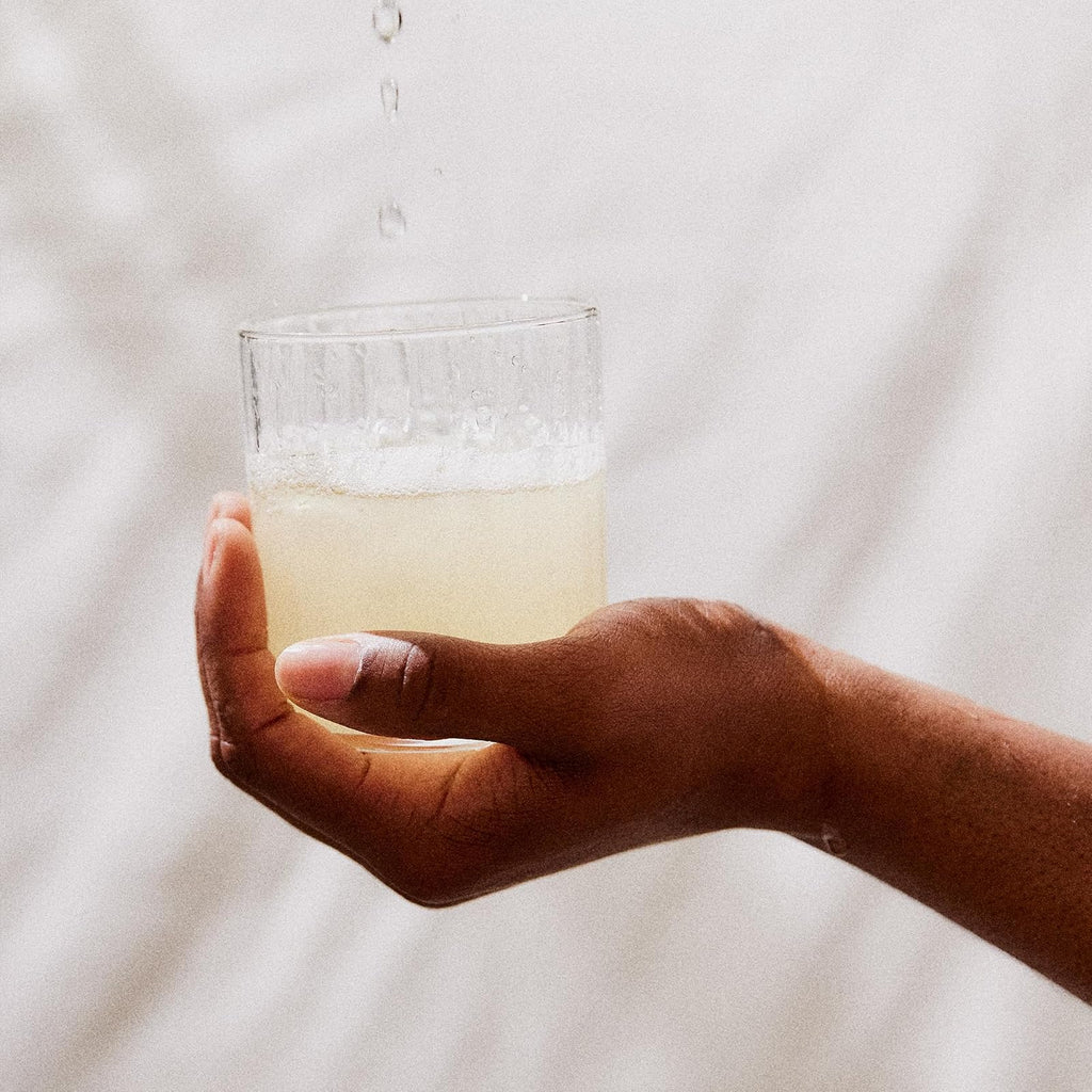 refreshing electrolyte drink for hydration