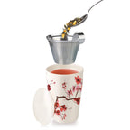 Refreshing herbal detox tea blend