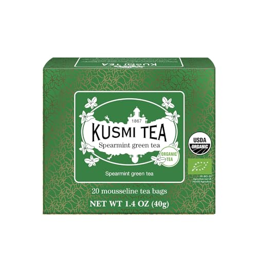 refreshing iced green tea beverage