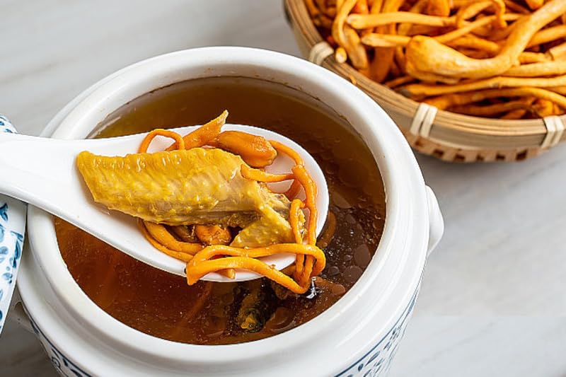 Savoury soups with cordyceps mushrooms