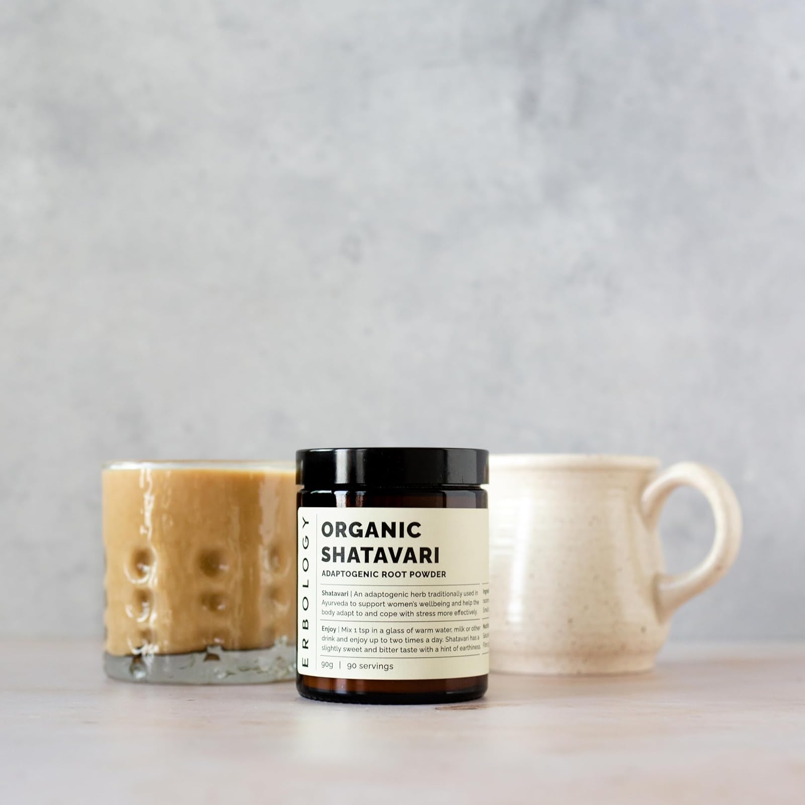 Shatavari powder for hormonal balance