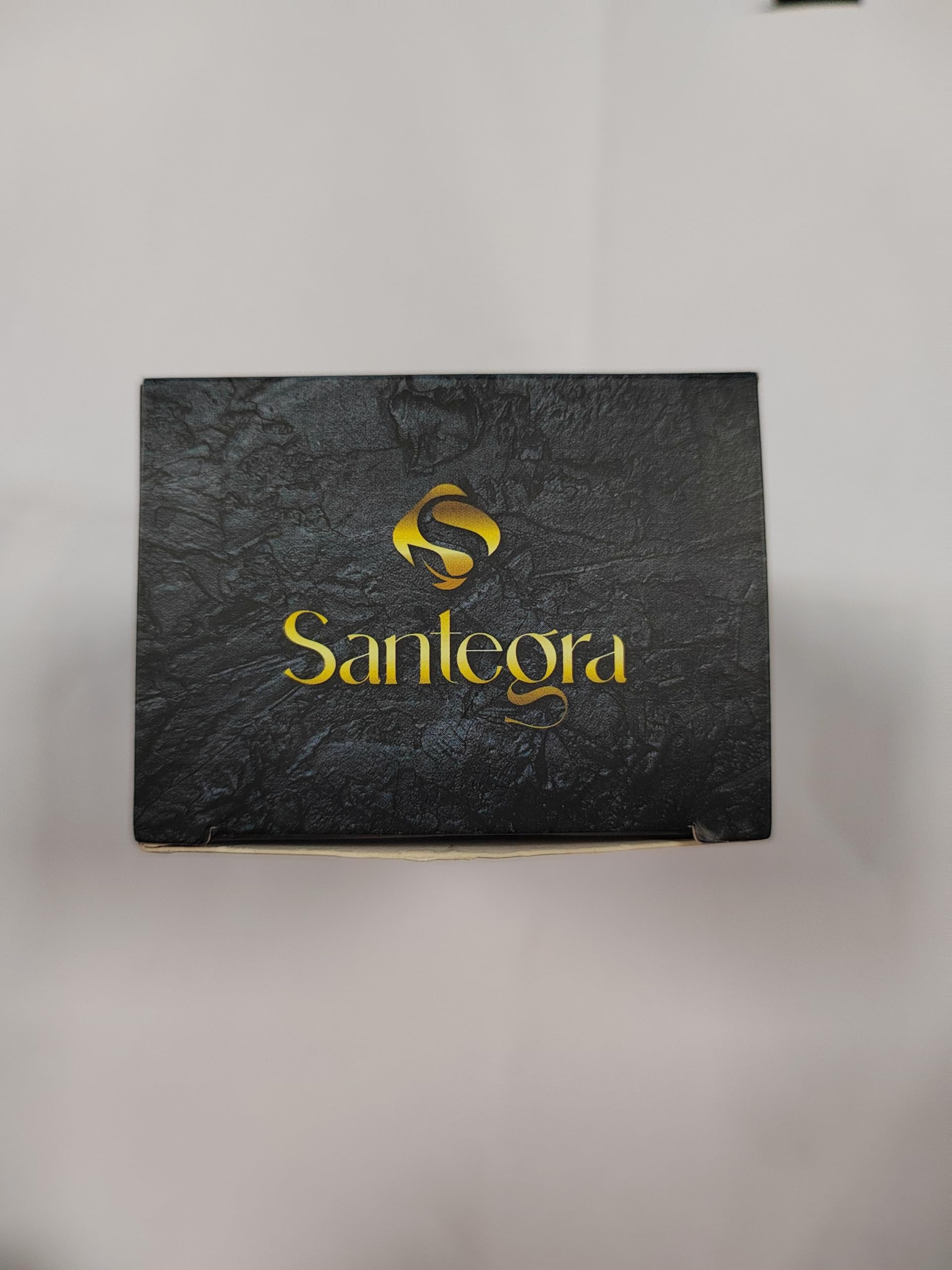Shilajit tablets for daily nutrition