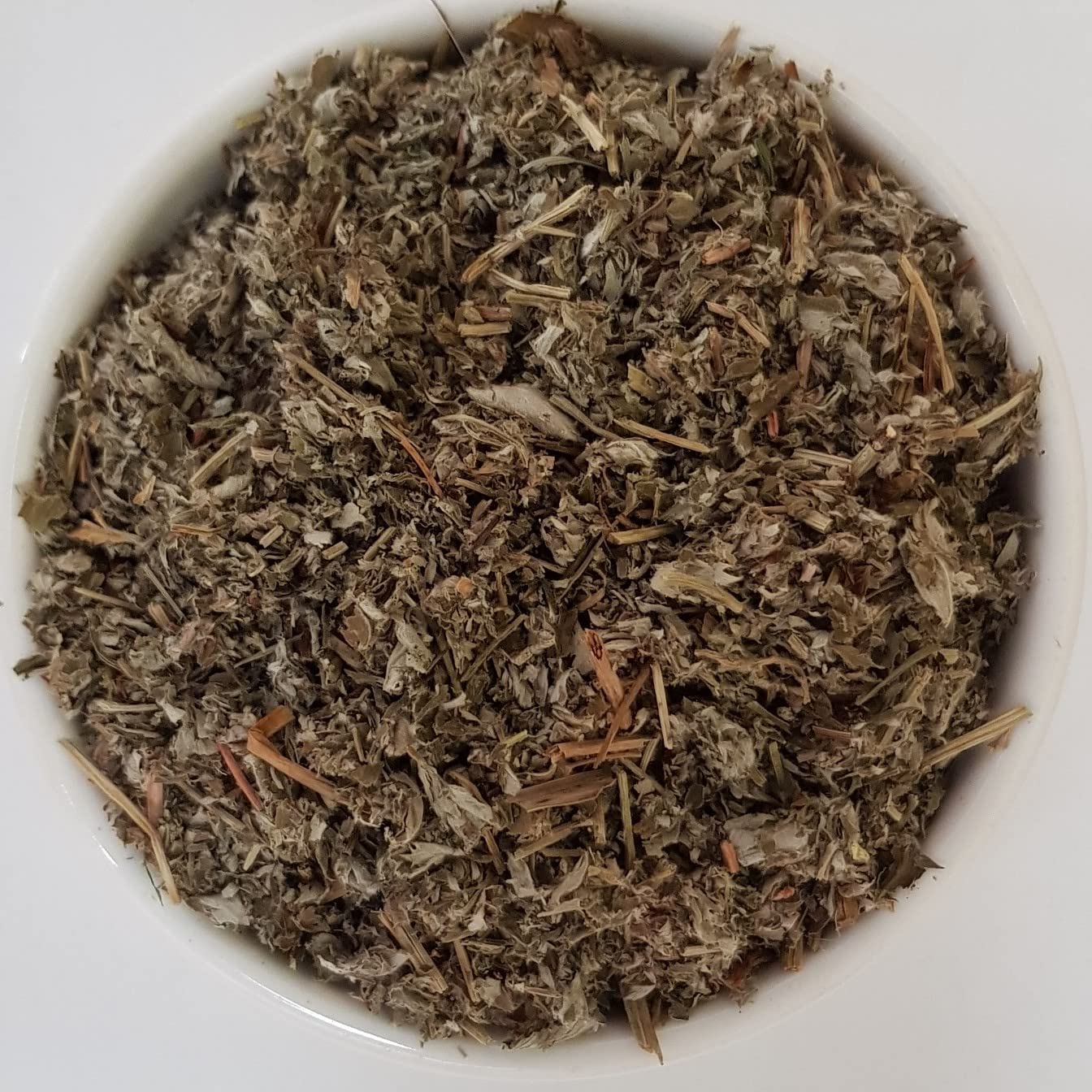 Silverweed tea for soothing effects