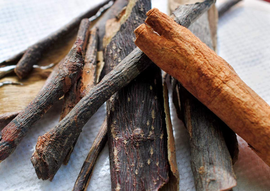 spices for herbal detox tea