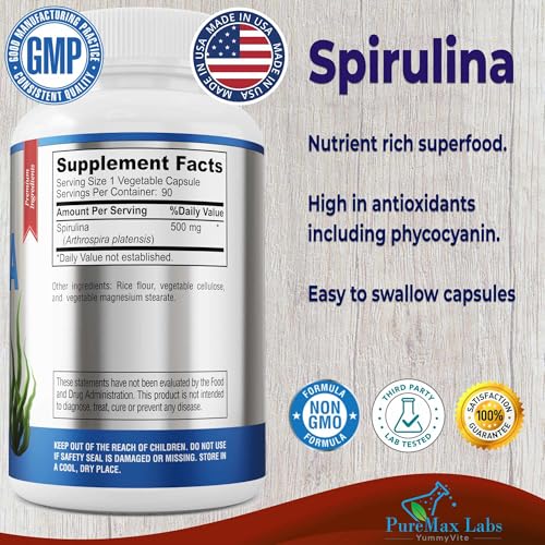 Spirulina capsules for daily nutrition