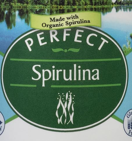 Spirulina capsules for daily nutrition