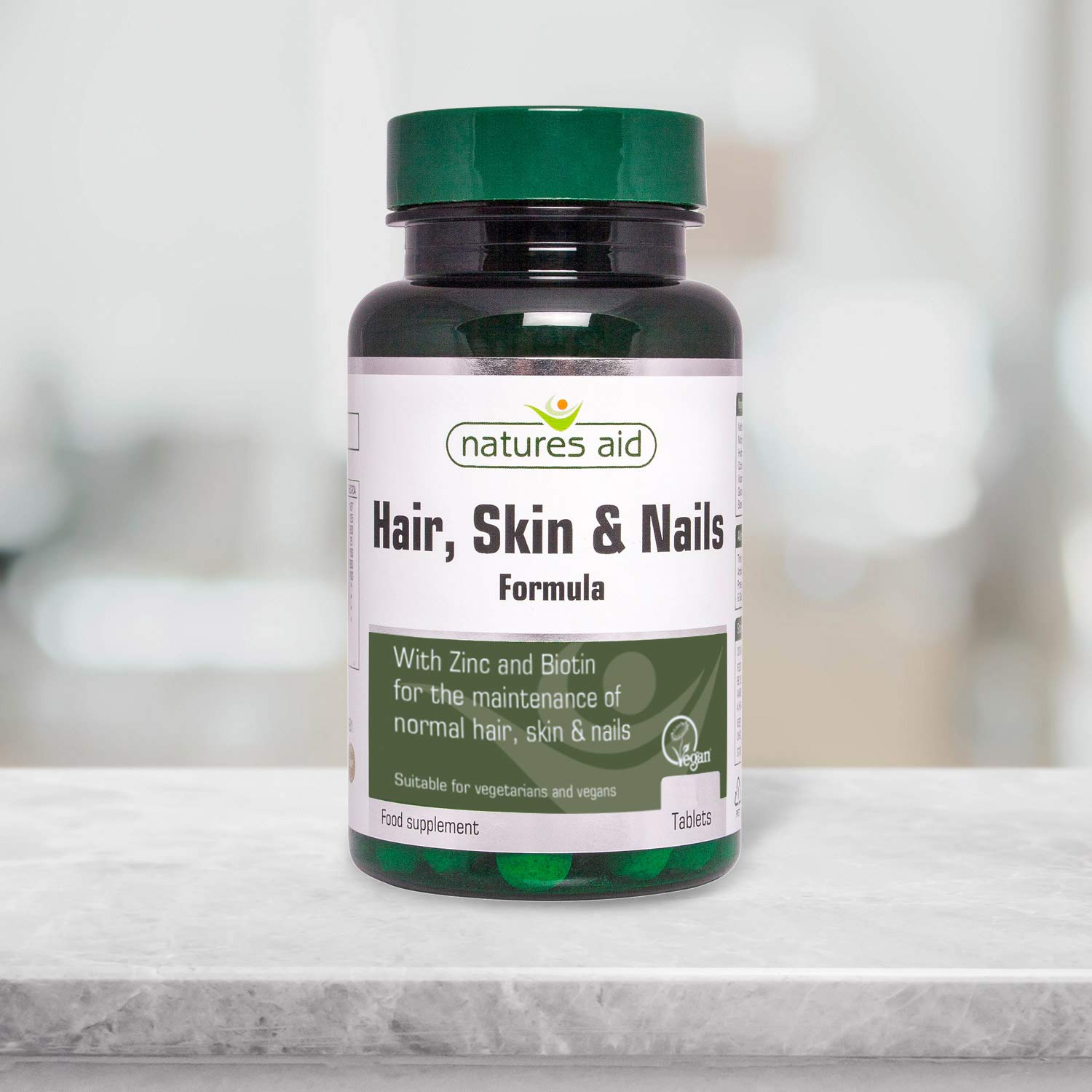 strengthen nails with vitamin supplements