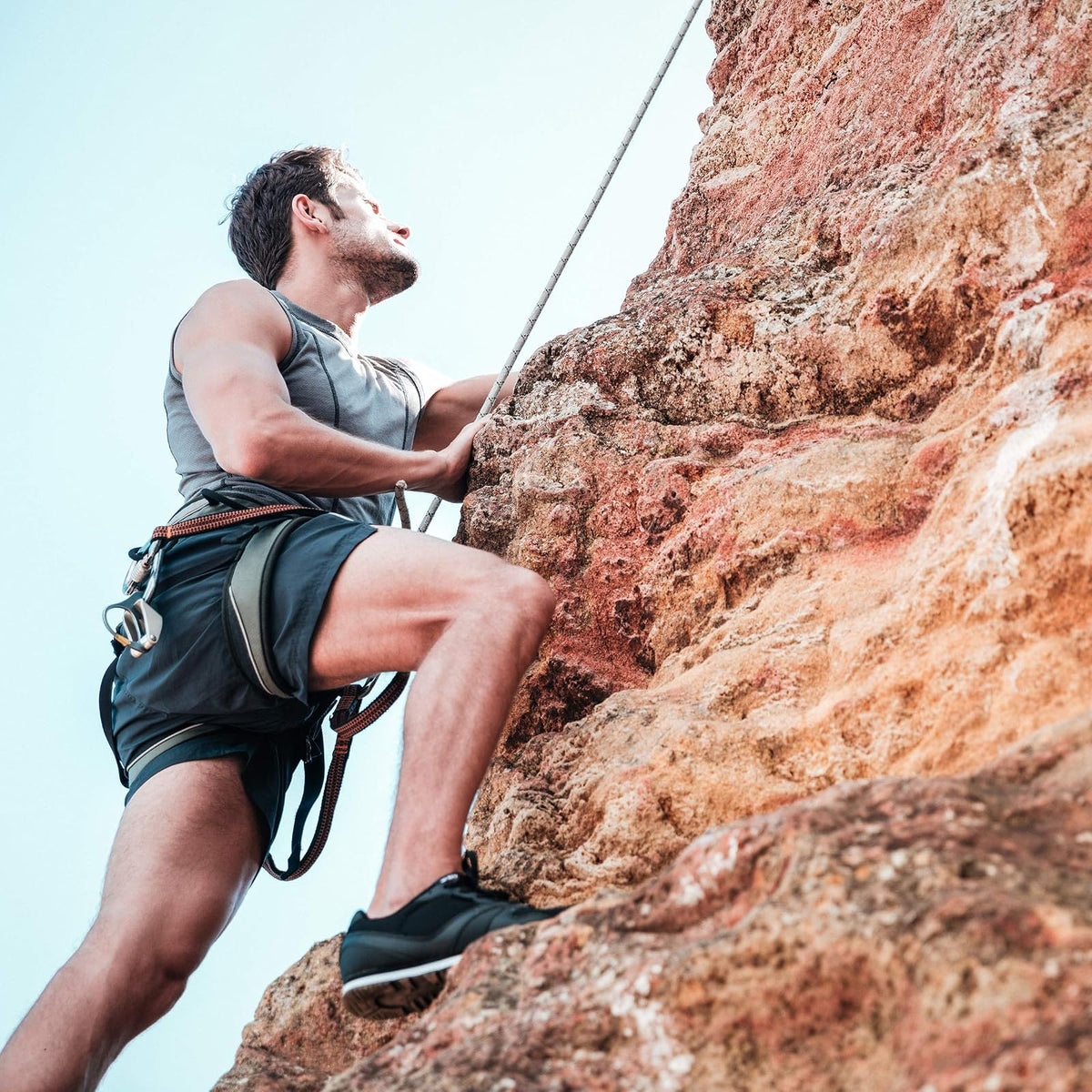 TruWild pre-workout for fitness enthusiasts