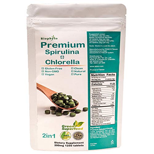 Vegan chlorella spirulina health supplement