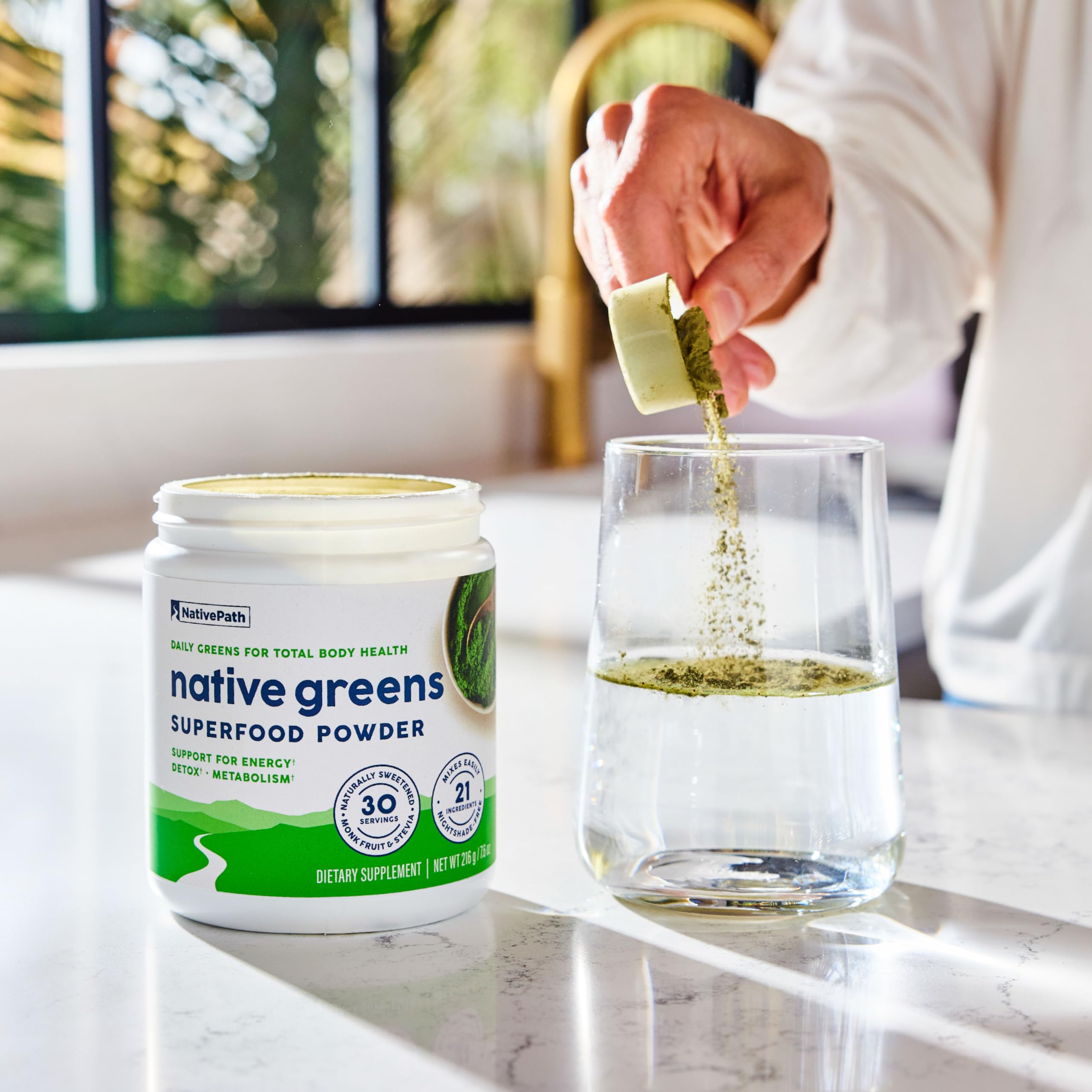 Vegan-friendly blended vitamin supplements
