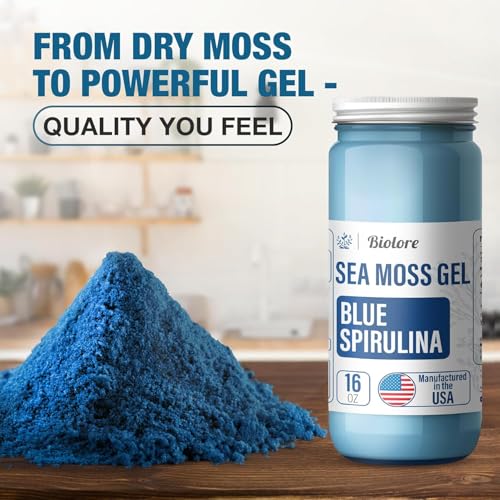Vegan superfood with blue spirulina