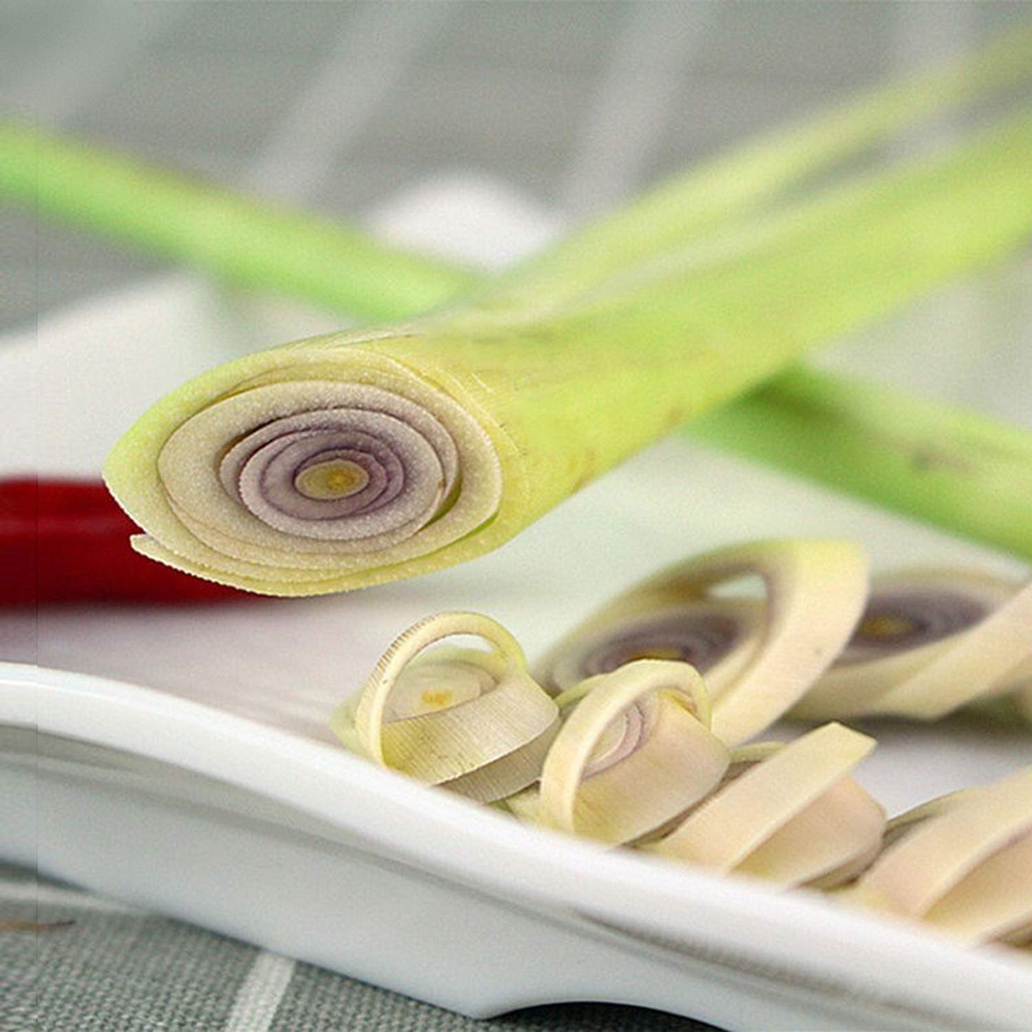 versatile dried lemongrass for culinary use