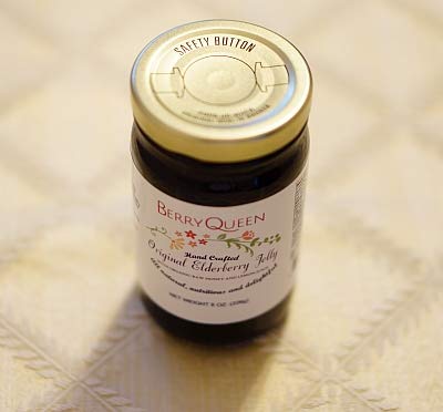 versatile elderberry jelly for snacks